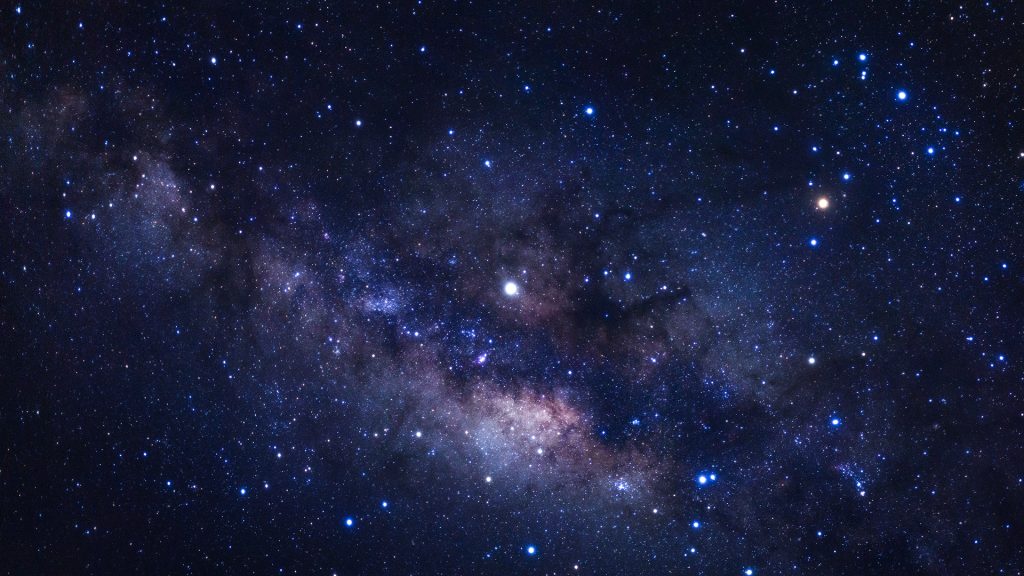 FLAMINGO supercomputer simulations to analyse how the Universe evolved